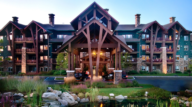 Grand Cascades Lodge at Crystal Springs Resort - Northern New Jersey ...