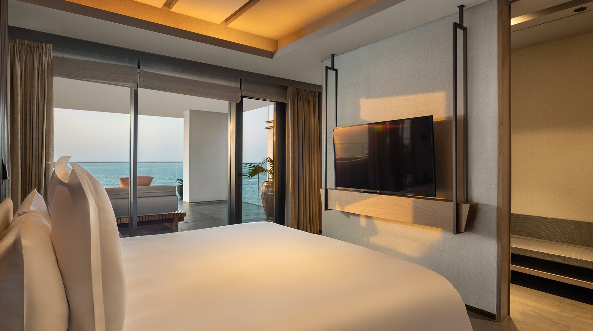 Banyan Tree Dubai - Dubai Hotels - Dubai, United Arab Emirates - Forbes ...