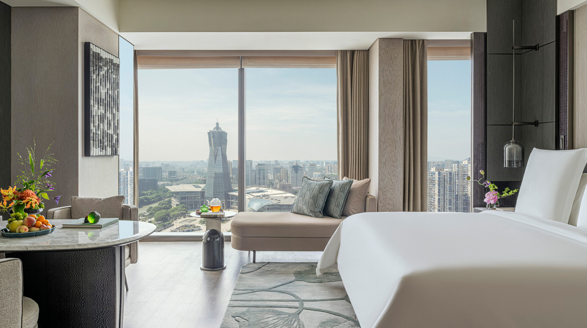 Four Seasons Hotel Hangzhou at Hangzhou Centre - Hangzhou Hotels ...