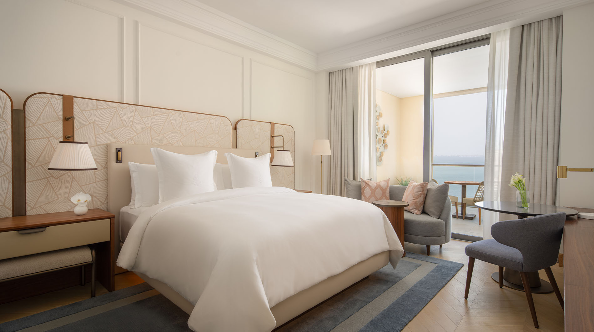 Four Seasons Resort and Residences at The Pearl-Qatar - Doha Hotels ...