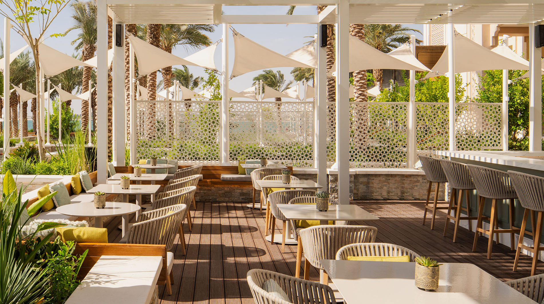 Four Seasons Resort and Residences at The Pearl-Qatar - Doha Hotels ...