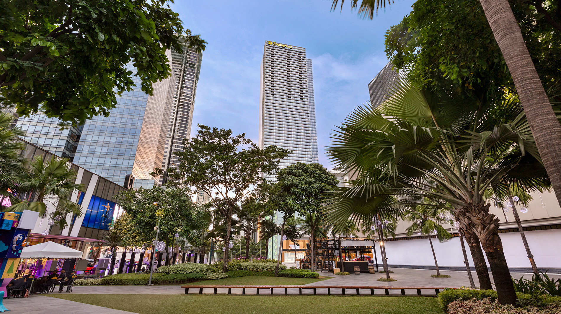 Shangri-La at the Fort, Manila - Manila Hotels - Manila, Philippines ...