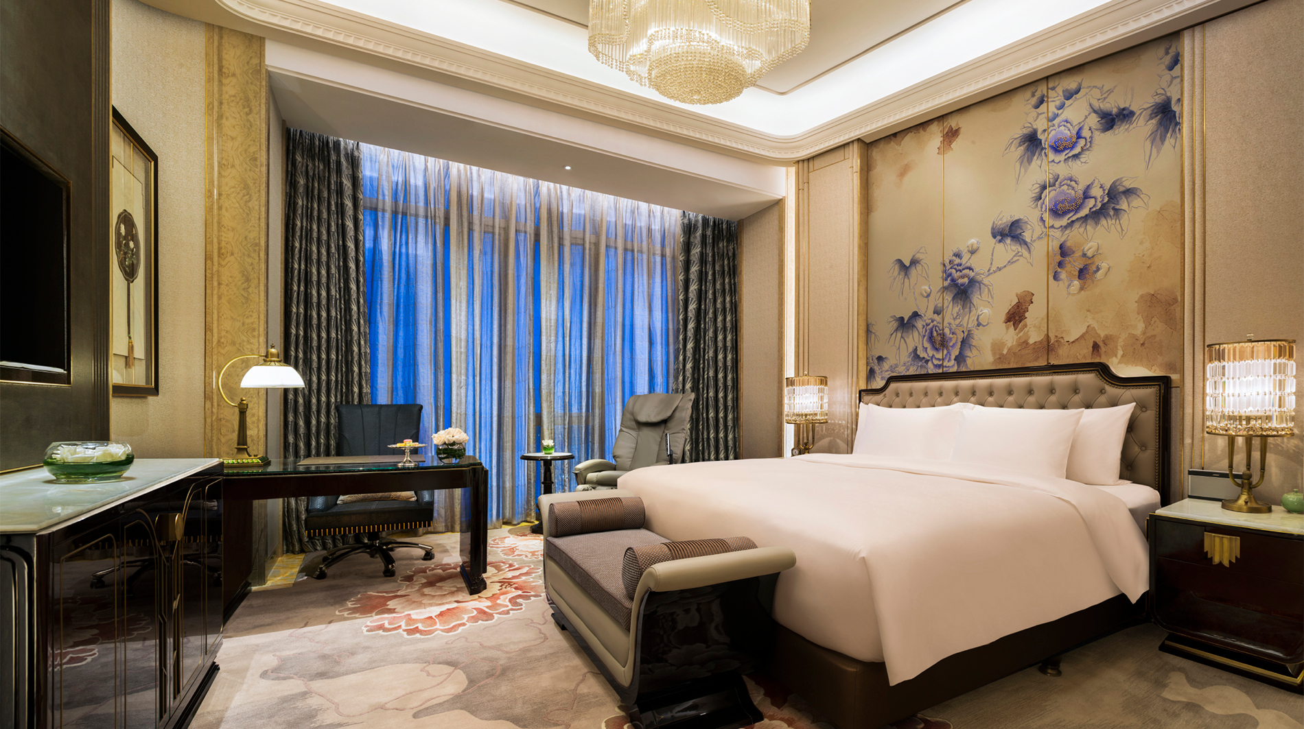 Wanda Reign Chengdu - Chengdu Hotels - Chengdu, China - Forbes Travel Guide
